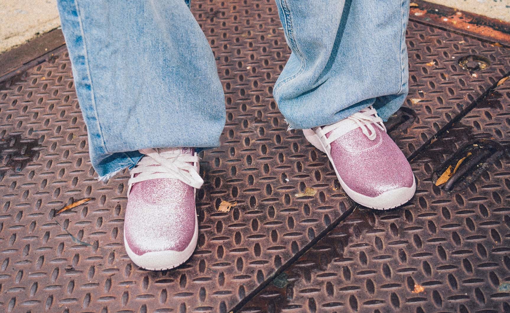 Sustainable, Slip Resistant Work Shoes for Professionals | Snibbs