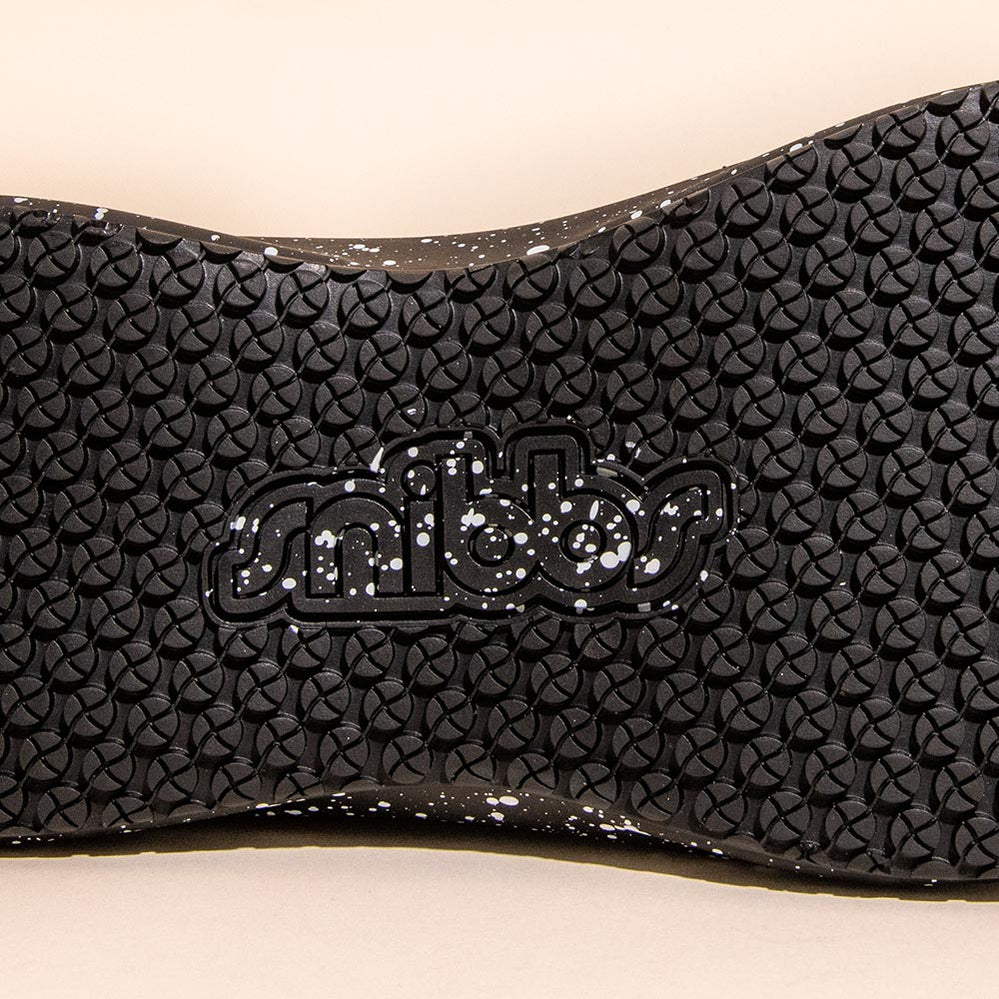 ROVR Eclipse Black Premium Lightweight Non-Slip Shoes | Snibbs